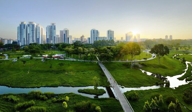 Urban Living: Benefits of residing in a city - citiesforum.org
